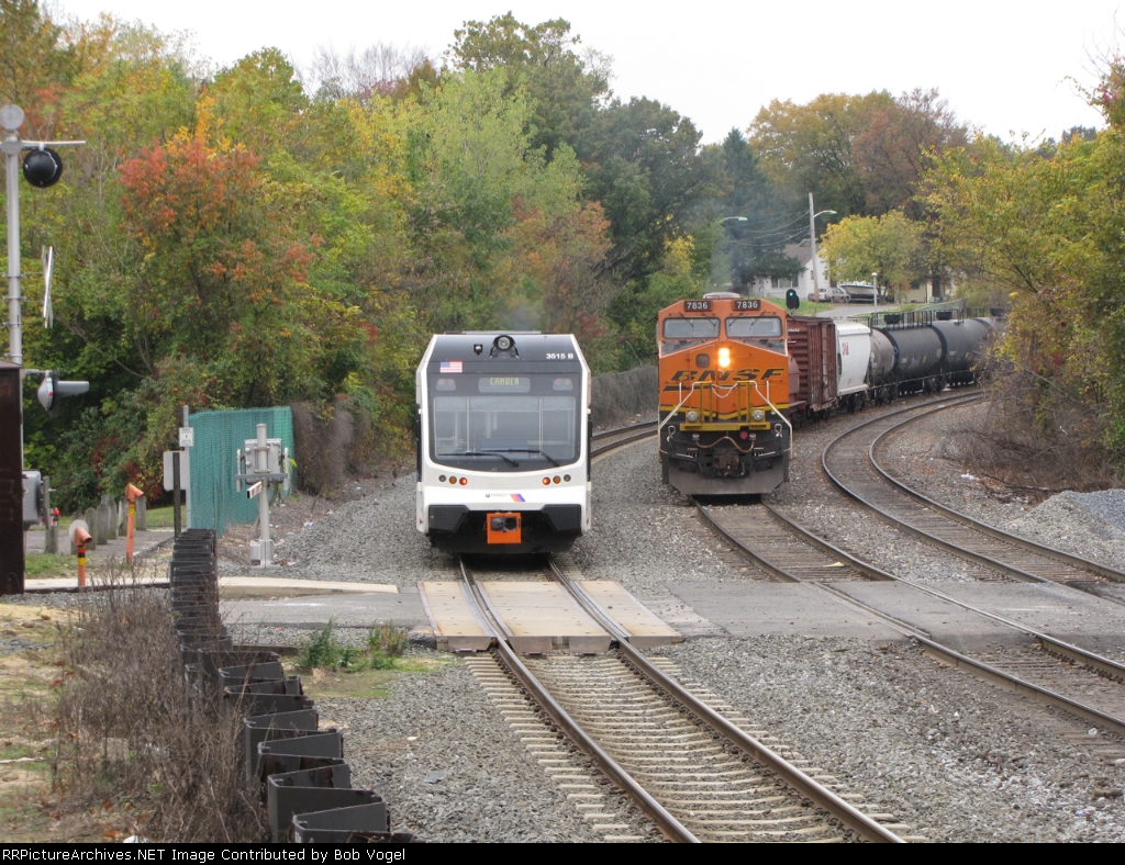 NJT 3515 and BNSF 7836